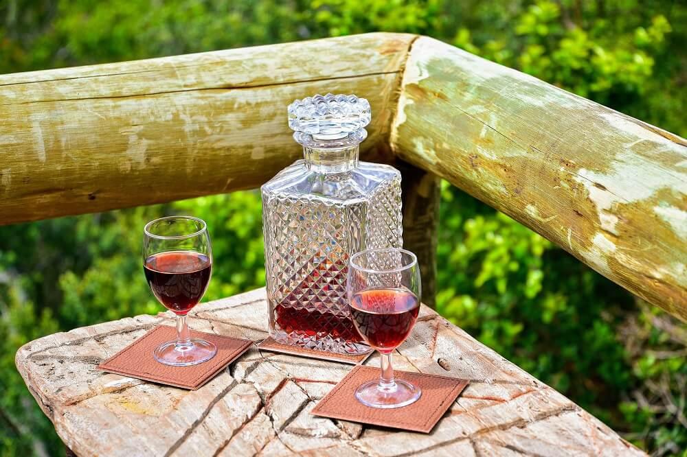 how long does scotch last in a decanter